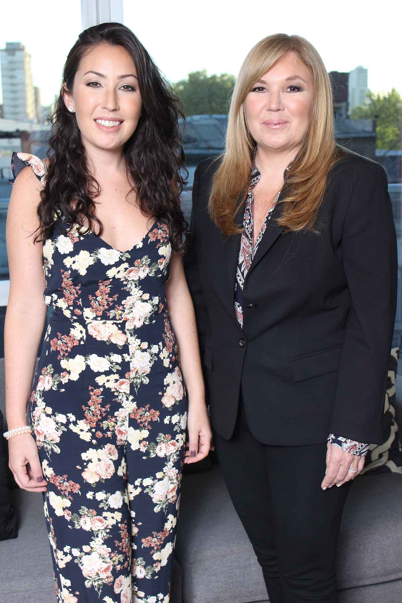 PEOPLE – Punta del Este Magazine